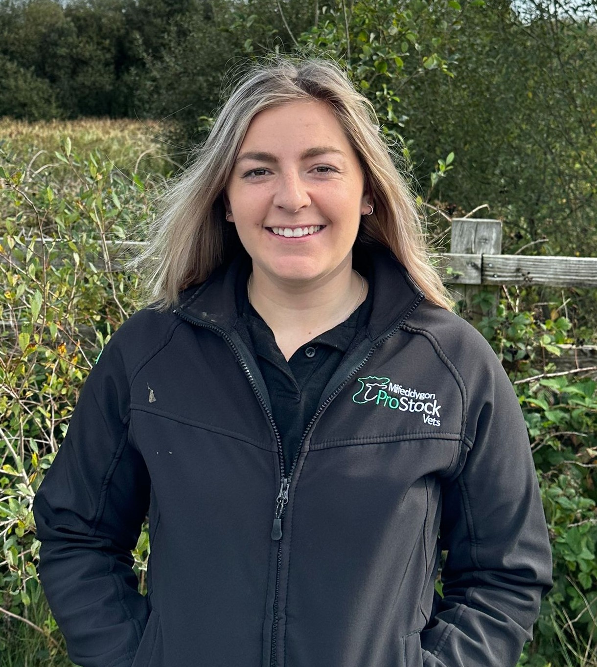 Bethan Chamberlain | Prostock Vets